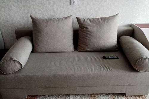 Прямой диван Челси в наличии