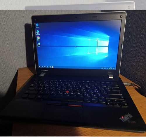 Lenovo ThinkPad Edge E330 /i5-3210M/SSD HDD