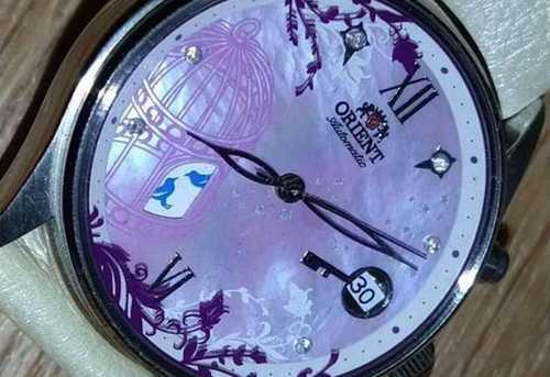 Женские наручные часы Orient с подзаводом