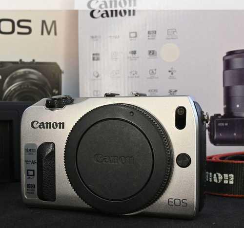 Canon EOS M body