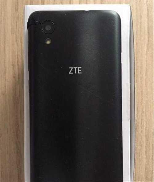 Телефон ZTE blade l8 на запчасти