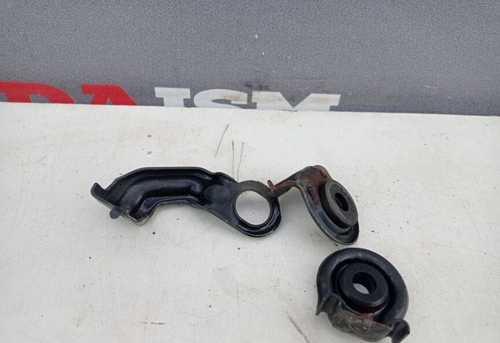 Кронштейн радиатора Honda Pilot YF4 J35 2008-2012