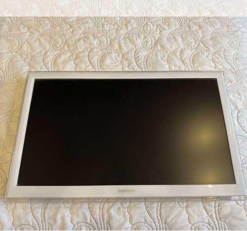 Телевизор LED 22" (55 см) Samsung UE22H5610