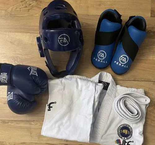 Детская форма для taekwondo