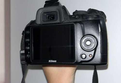Камера Nikon D3000