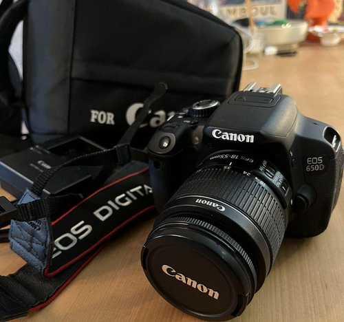 Зеркальный фотоаппарат canon EOS 650 D