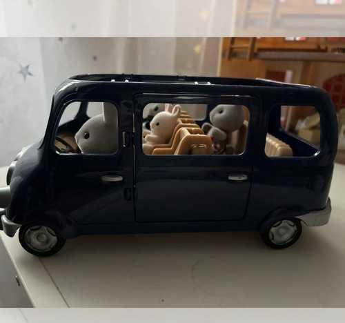 Семейный автомобиль Sylvanian families