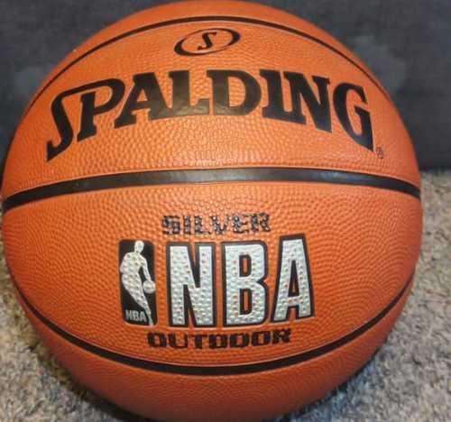 Мяч spalding NBA