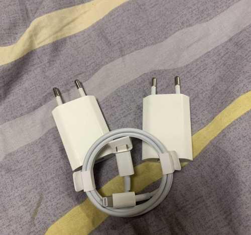 Зарядка на iPhone оригинал