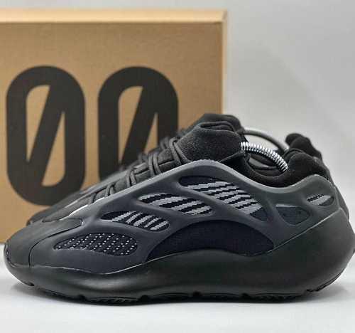 Кроссовки adidas yeezy 700