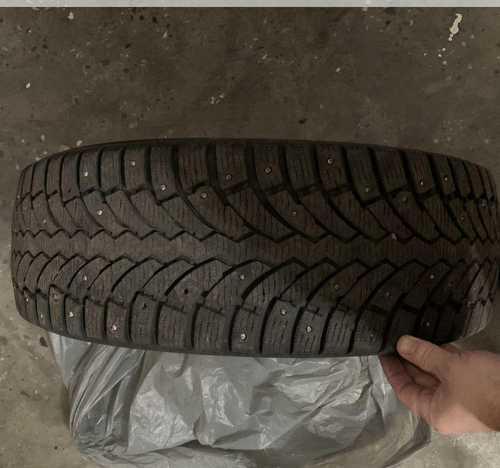 Pirelli Formula Ice 215/60 R17