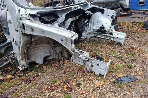 Четверть передняя правая Volkswagen VW Tiguan 2