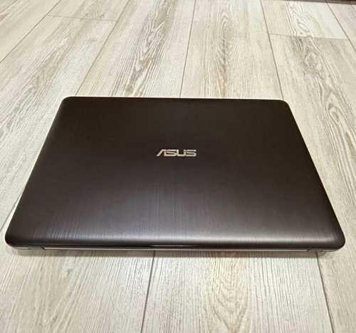 Мощный asus R541\core I3\SSD480GB\geforce 920М 2GB