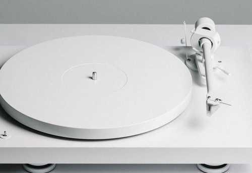 Виниловый проигрыватель Pro-Ject Debut PRO White