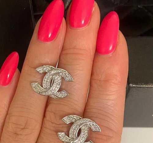 Серьги Chanel классика