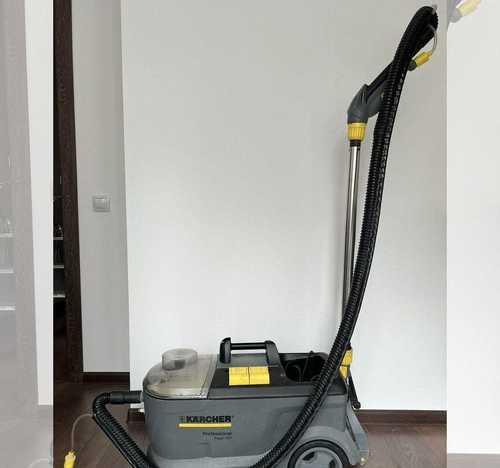 Моющий пылесос Karcher Puzzi 10/1