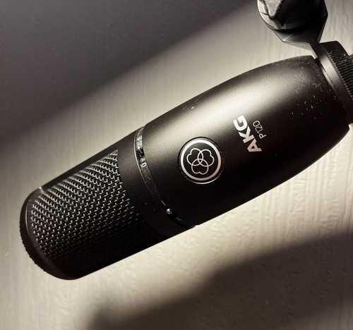 Студийный микрофон akg p120