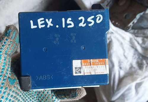 Lexus is250Блок управления кондея GS300, GS350