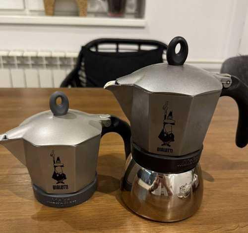 Гейзерная кофеварка Bialetti Moka Express 6 чашек