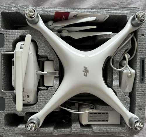 Квадрокоптер dji phantom 4