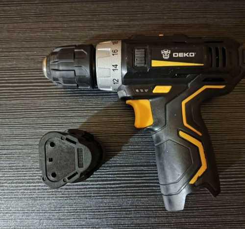 Шуруповерт deko 12v (без аккумулятора)