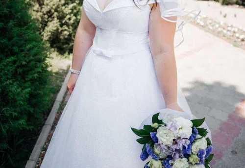 Свадебное платье. 52 размер