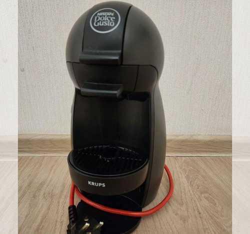 Кофеварка капсульная dolce gusto