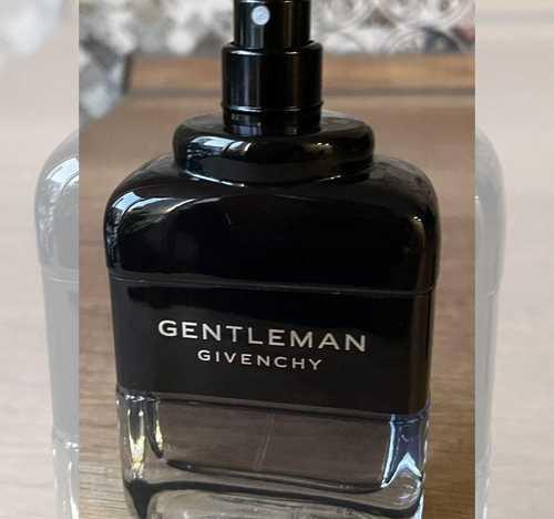 Givenchy. Gentleman. EdT intense