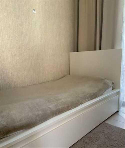 Кровать односпальная IKEA 90х200 с матрасом