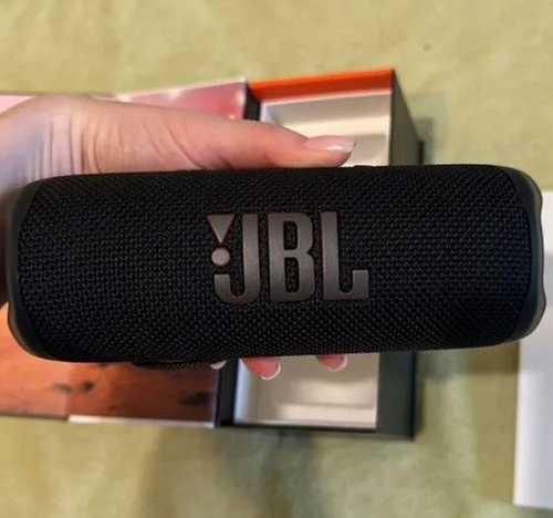 Портативная колонка JBL Flip 6, черный На Гарантии