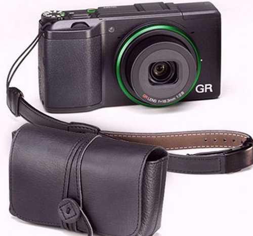 Компактная камера Ricoh GR II Urban Leather Set