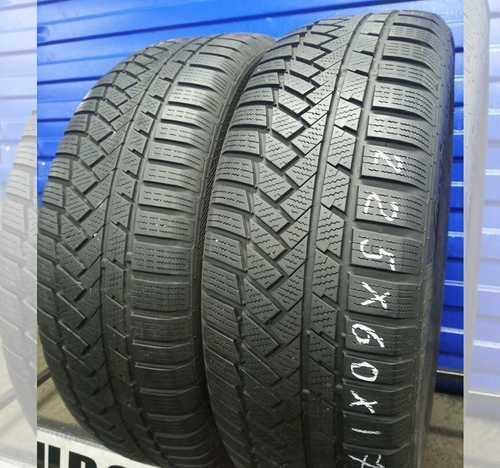 Continental ContiWinterContact TS 850 P 225/60 R17 99V