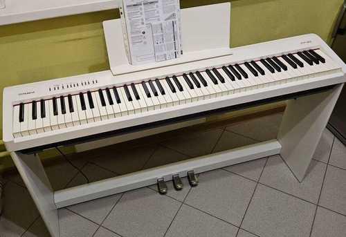 Цифровое пианино Roland FP30
