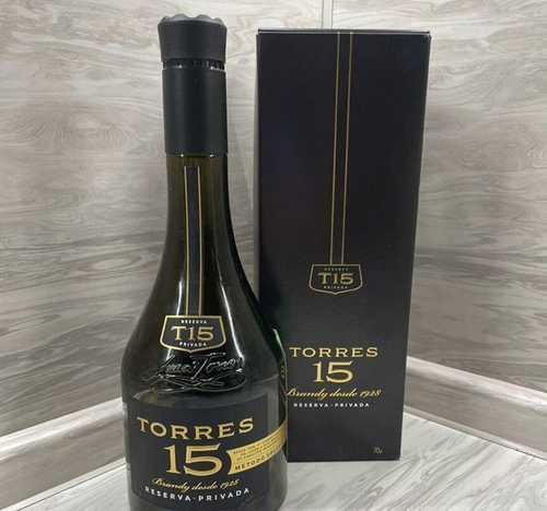 Бутылка и коробка из под коньяка Torres 70 ml