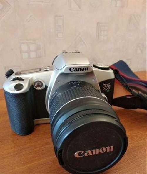 Зеркальный плёночный фотоаппарат Canon 500N