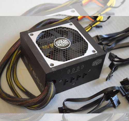 Блок питания Cooler Master V650 Semi-modular