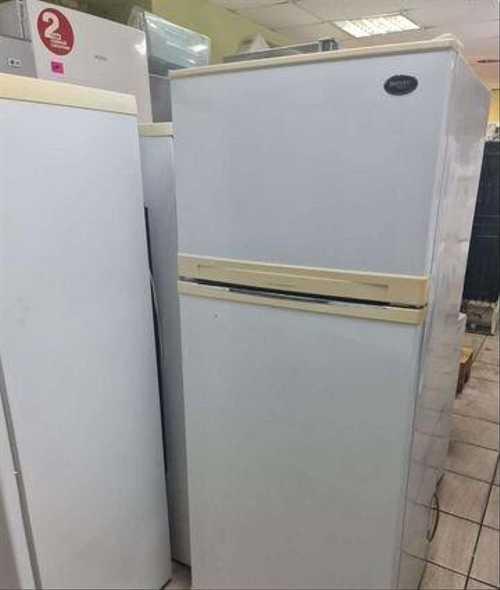 Холодильник Daewoo широкий, вместительный