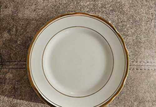 Тарелка столовая плоская