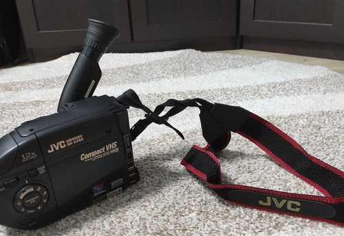 Видеокамера JVC GR AX66E