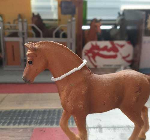 Ожерелье на кобылу или коня Schleich