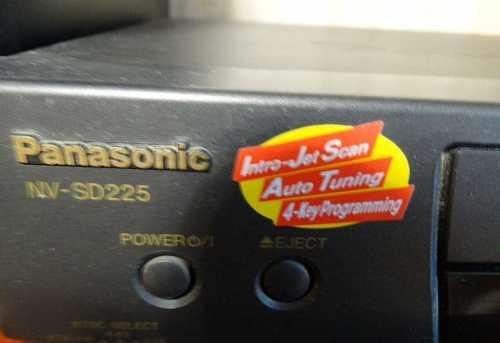 Видеокассетный магнитофон Panasonic