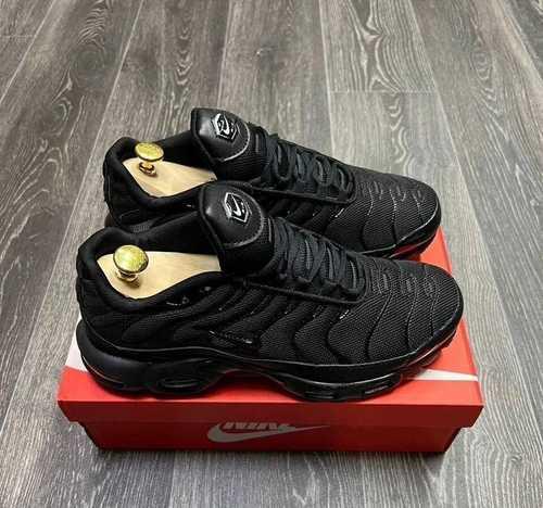 Кроссовки Nike Air Max Tn Plus