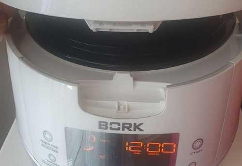 Мультиварка bork u700