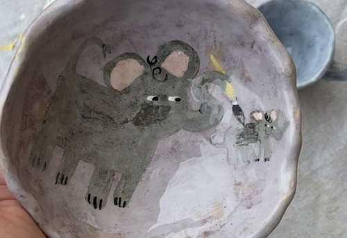 Керамическая тарелка со слониками
