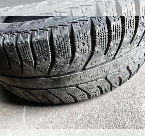 Bridgestone Ice Cruiser 7000 235/55 R18