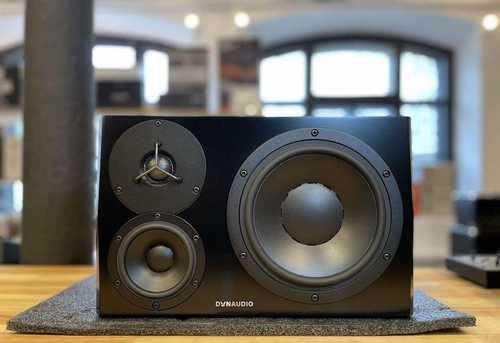 Dynaudio LYD 48 Black Left