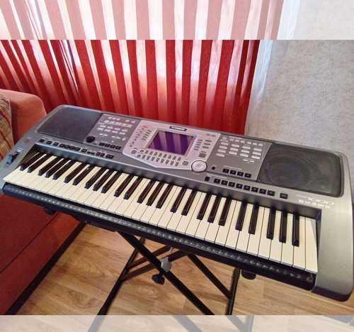 Продается синтезатор "yamaha PSR-1000"