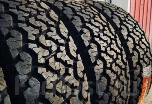 Maxxis AT-980E Worm-Drive 215/70 R16