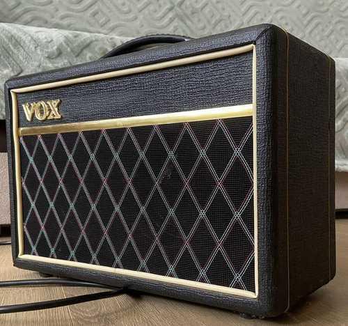 Комбоусилитель басовый VOX Pathfinder 10