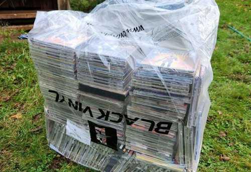 112 cd и dvd дисков с играми